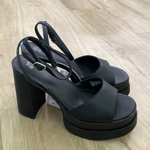 wild fable | Shoes | New Womens Wild Fable Alessia Platform Heels ...